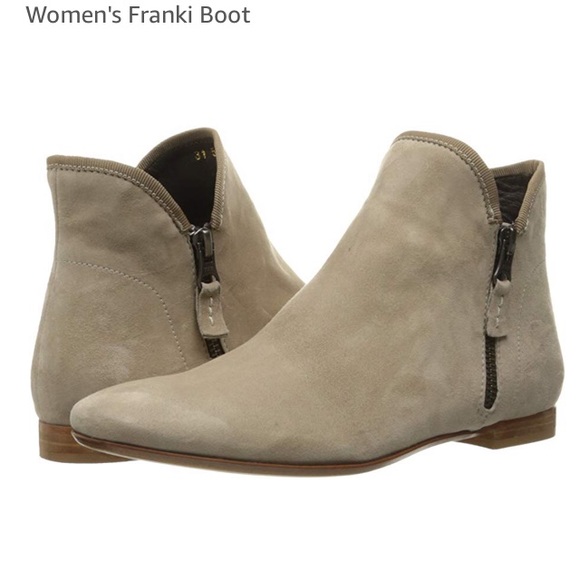 Bernardo | Shoes | Bernardo Bootie | Poshmark